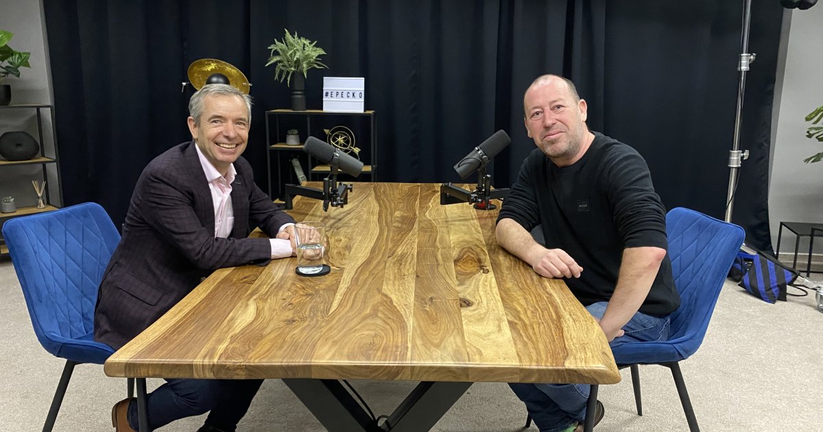 Jan Sadil: Před čtvrt stoletím nikdo hypotéky neuměl | Newstream