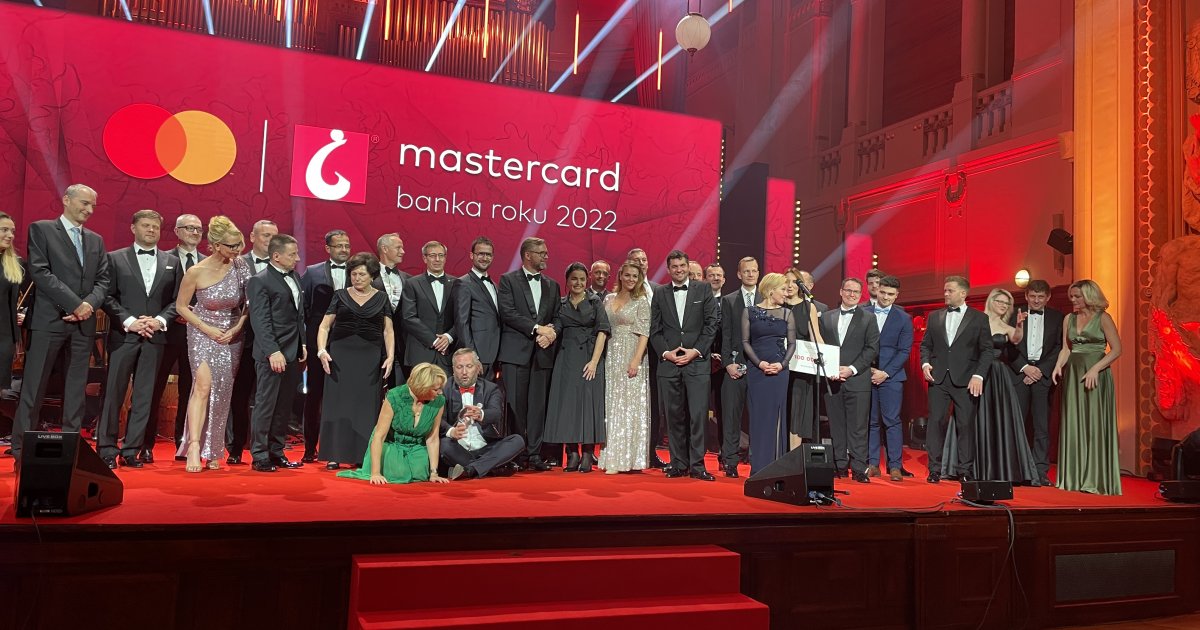 Bankou roku je Komerční banka, pojišťovnou opět Kooperativa | Newstream