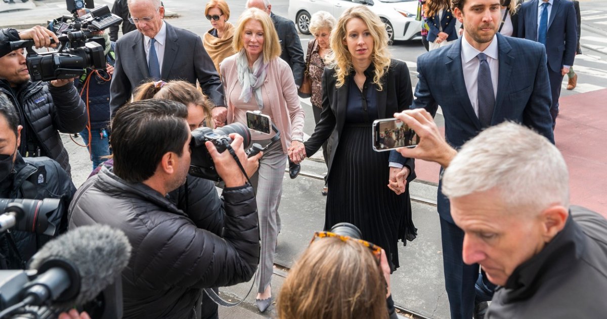 Podvod Theranosu: Exšéf firmy Balwani dostal 13 let | Newstream