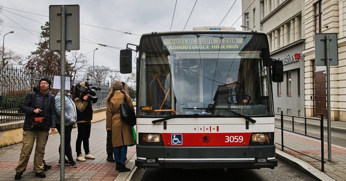 Škoda 21Tr: V Brně se rozloučili s dopravní legendou | Newstream