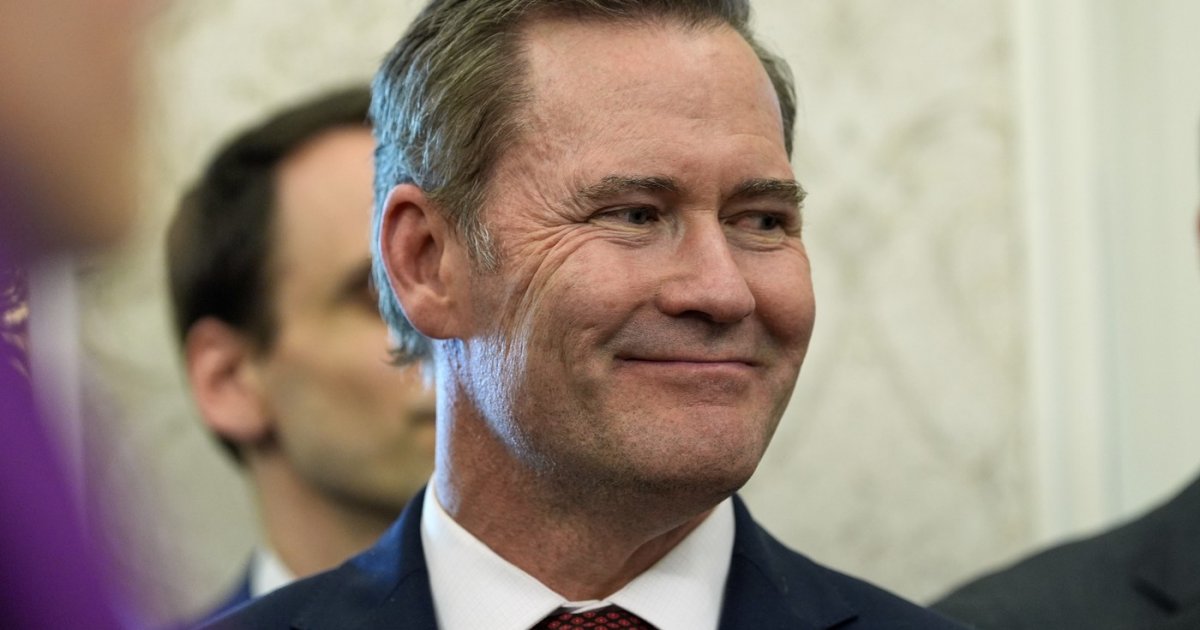 Mike Waltz dostal od Donalda Trumpa padáka | Newstream